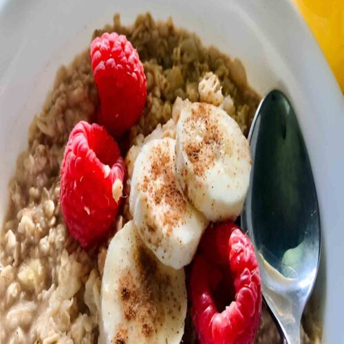 Cinnamon Spice Oatmeal Recipe | Healthy & Tasty Breakfast Idea